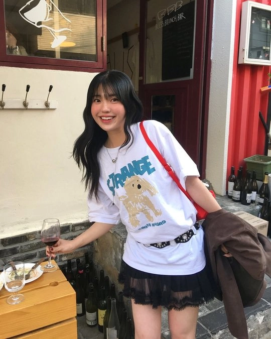 [Influencer pick] STRANGE PUPPY TEE[WHITE] | ファッション通販サイト NUGU